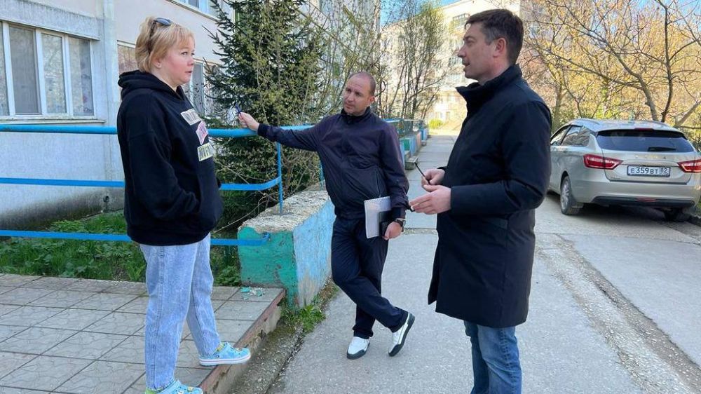 Заместитель главы администрации Сакского района Антон Новиков