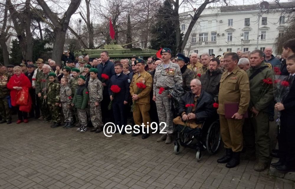 15 февраля в сквере воинов-интернационалистов состоялся торжественный ...